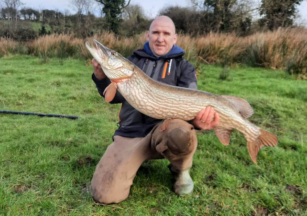 25lb PB for Darren Dunne wins Newbridge District Anglers Competition ...